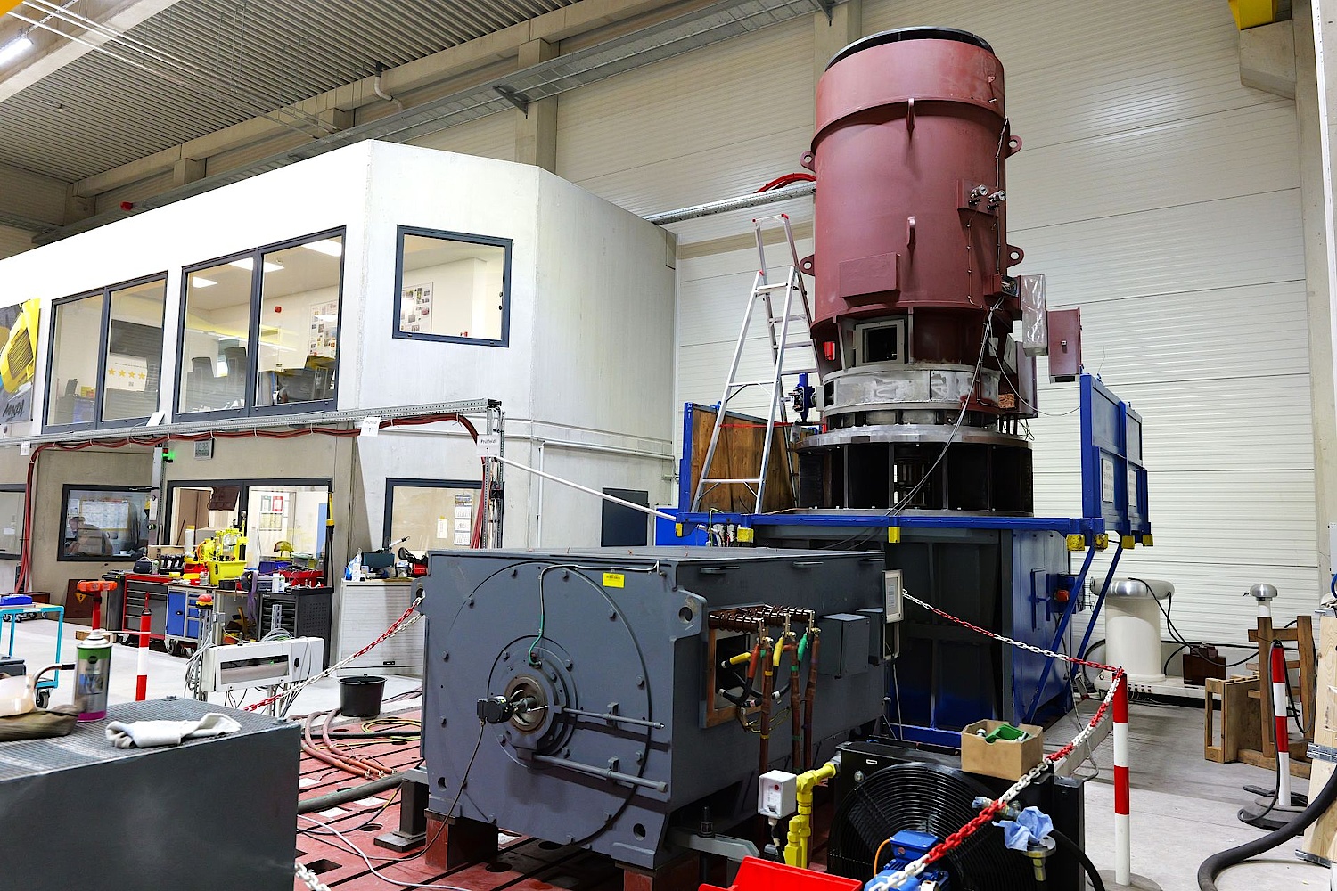 Vertical motor load testing | near Berlin, Germany: Menzel Motors