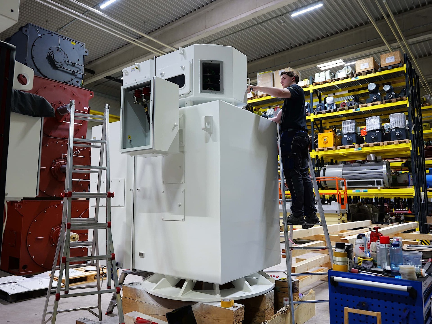 MENZEL delivers 10 motors | 8.9M consumers benefit : Menzel Motors