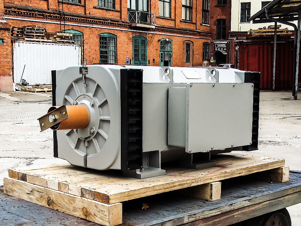 Asynchronous slip ring motors from 230 V to 13,800 V