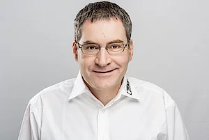 Asynchronous and synchronous generators | of up to 10 MVA