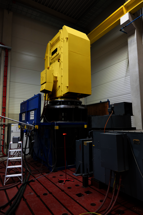 Vertical motor load testing | near Berlin, Germany: Menzel Motors