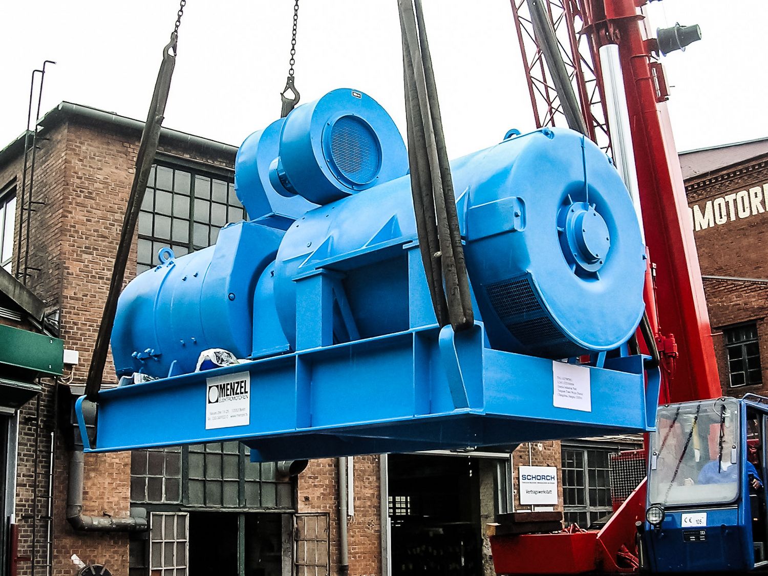 Rotating frequency converters & machine units (11 kV)