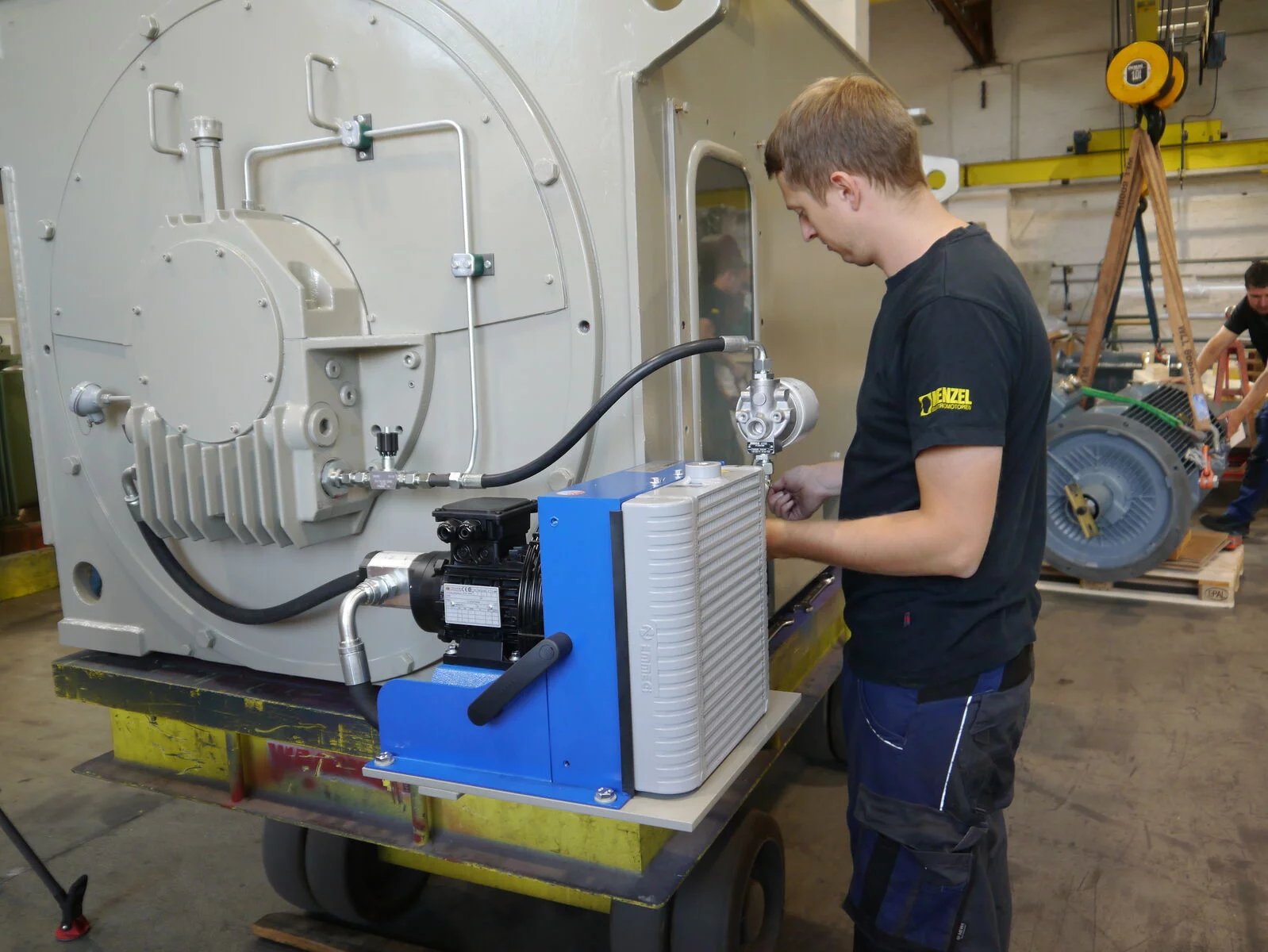 Motors for reciprocating compressors: Menzel Motors