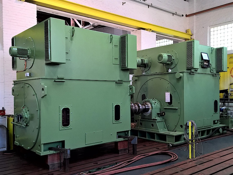 Asynchronous and synchronous generators | of up to 10 MVA