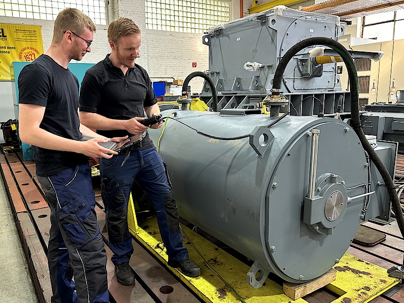 690V Water-jacket cooled motors with RINA approval: Compact power for ...