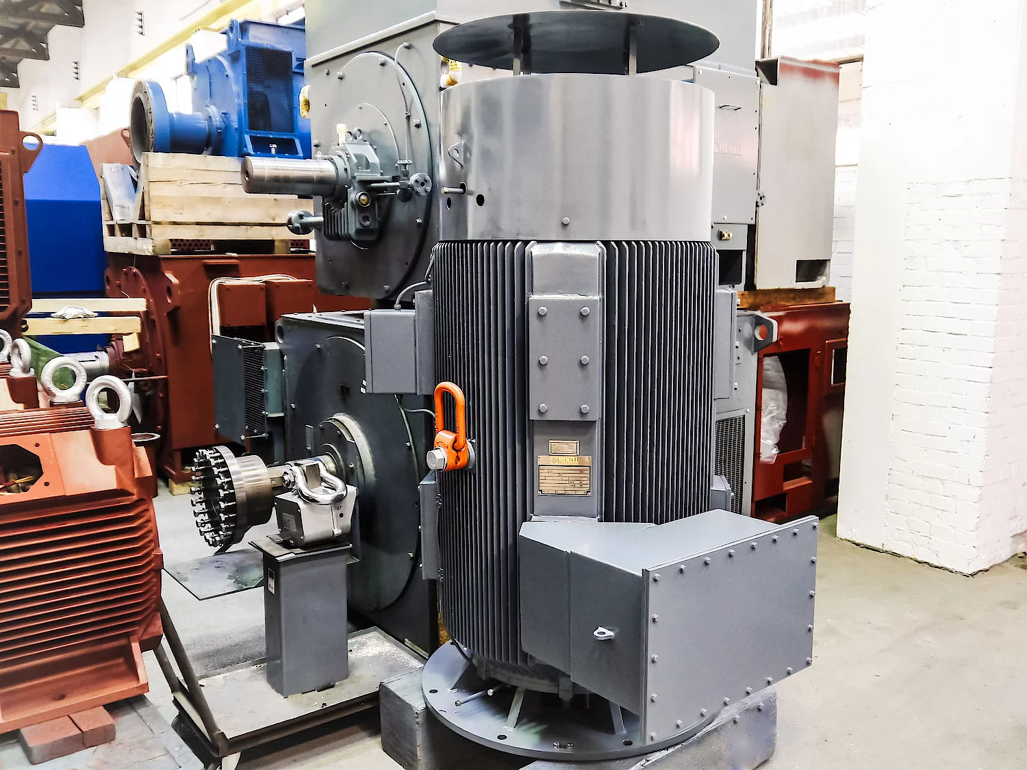 IP67 watertight electric motors: From 380 V to 6600 V