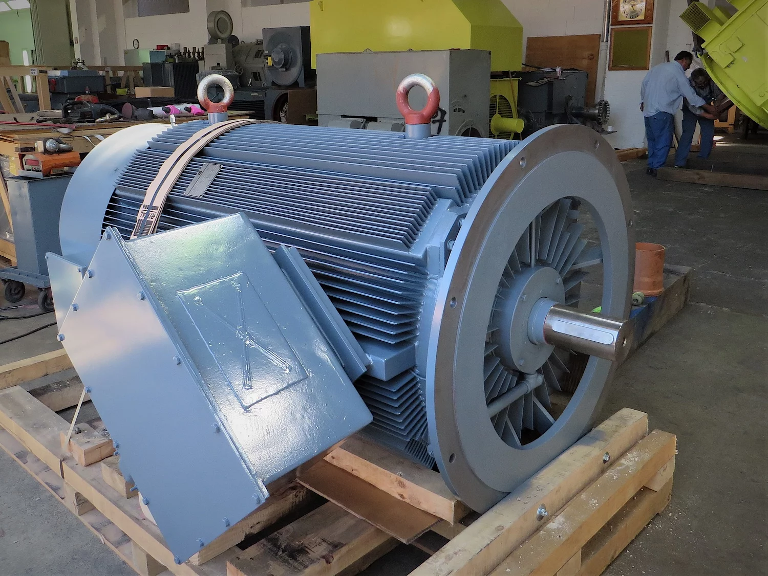 Compressor drives | Up to 20 MW, 13.8 kV