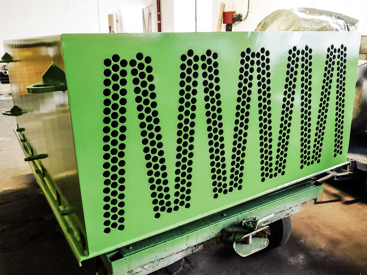 Modular squirrel cage motors from 380 V to 13,800 V