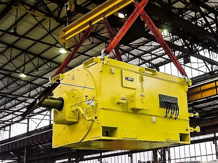 Water-cooled squirrel cage motors: 380 V - 13,800 V