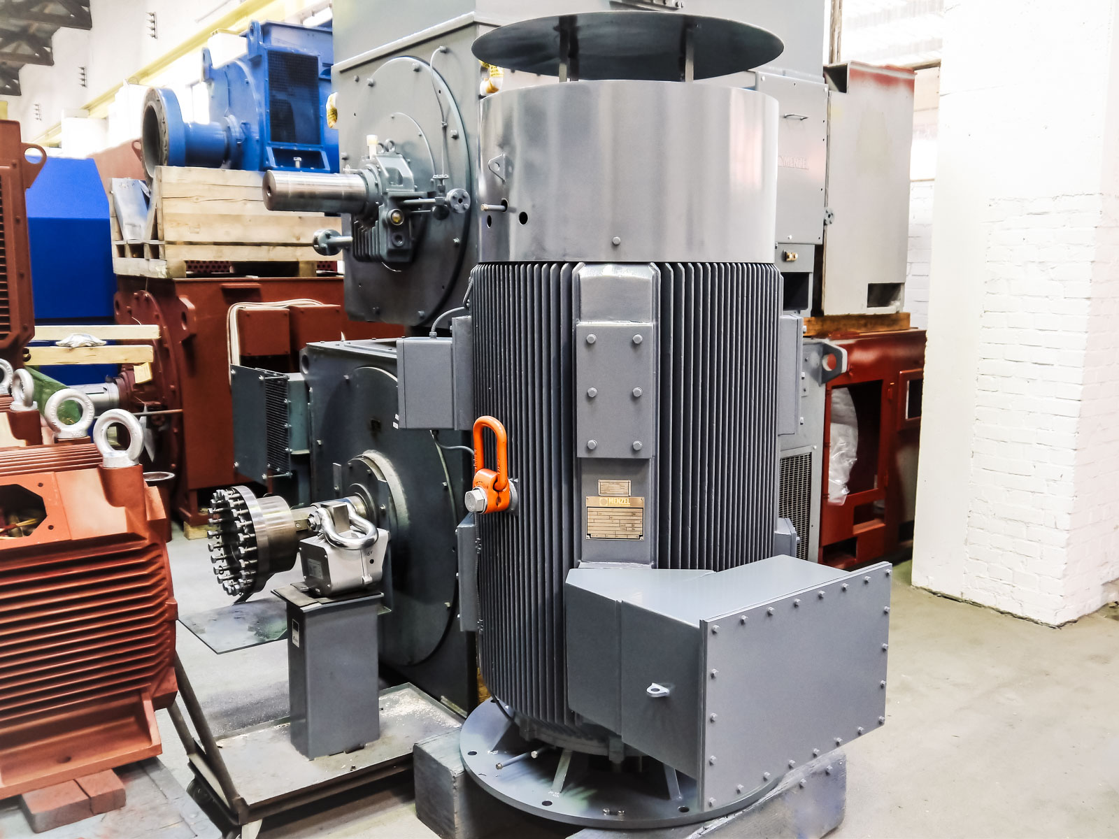 IP67 watertight electric motors: From 380 V to 6600 V